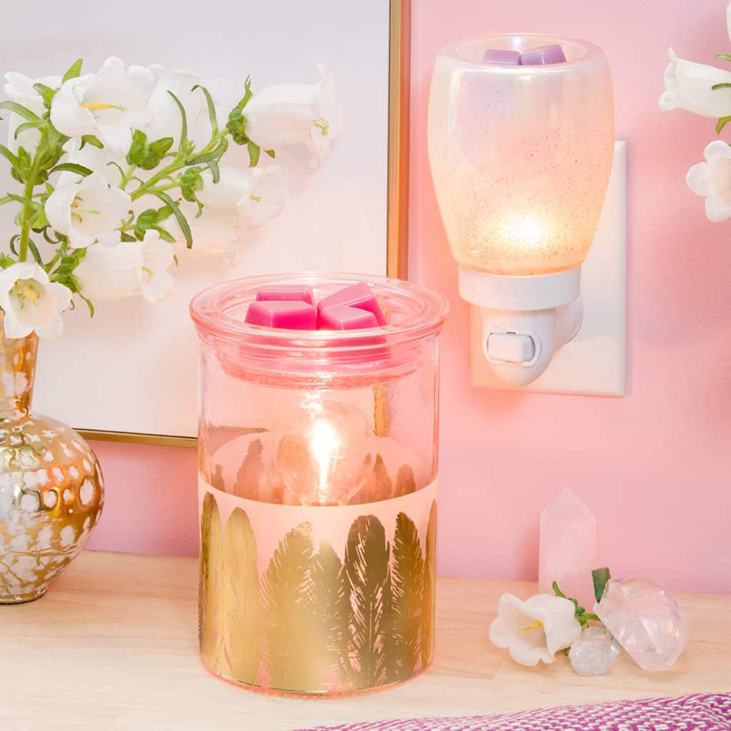 Fabulous Feathers Scentsy Warmer