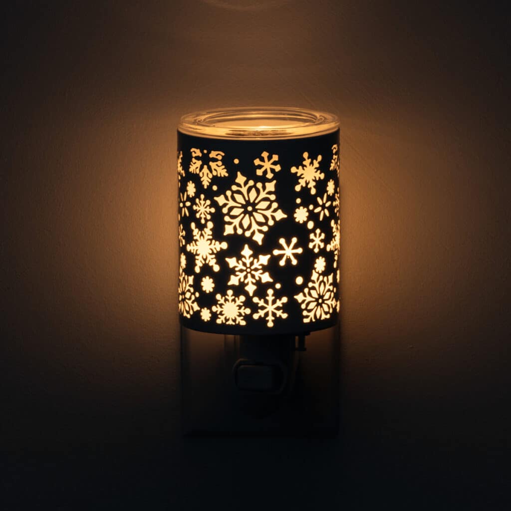 Catching Snowflakes Mini Scentsy Warmer